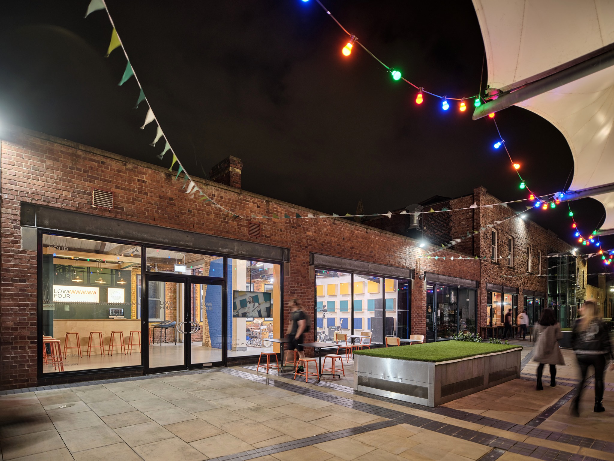 Great Northern Warehouse | Watson Street | 112/91/57m | 35/28/17 fl ...